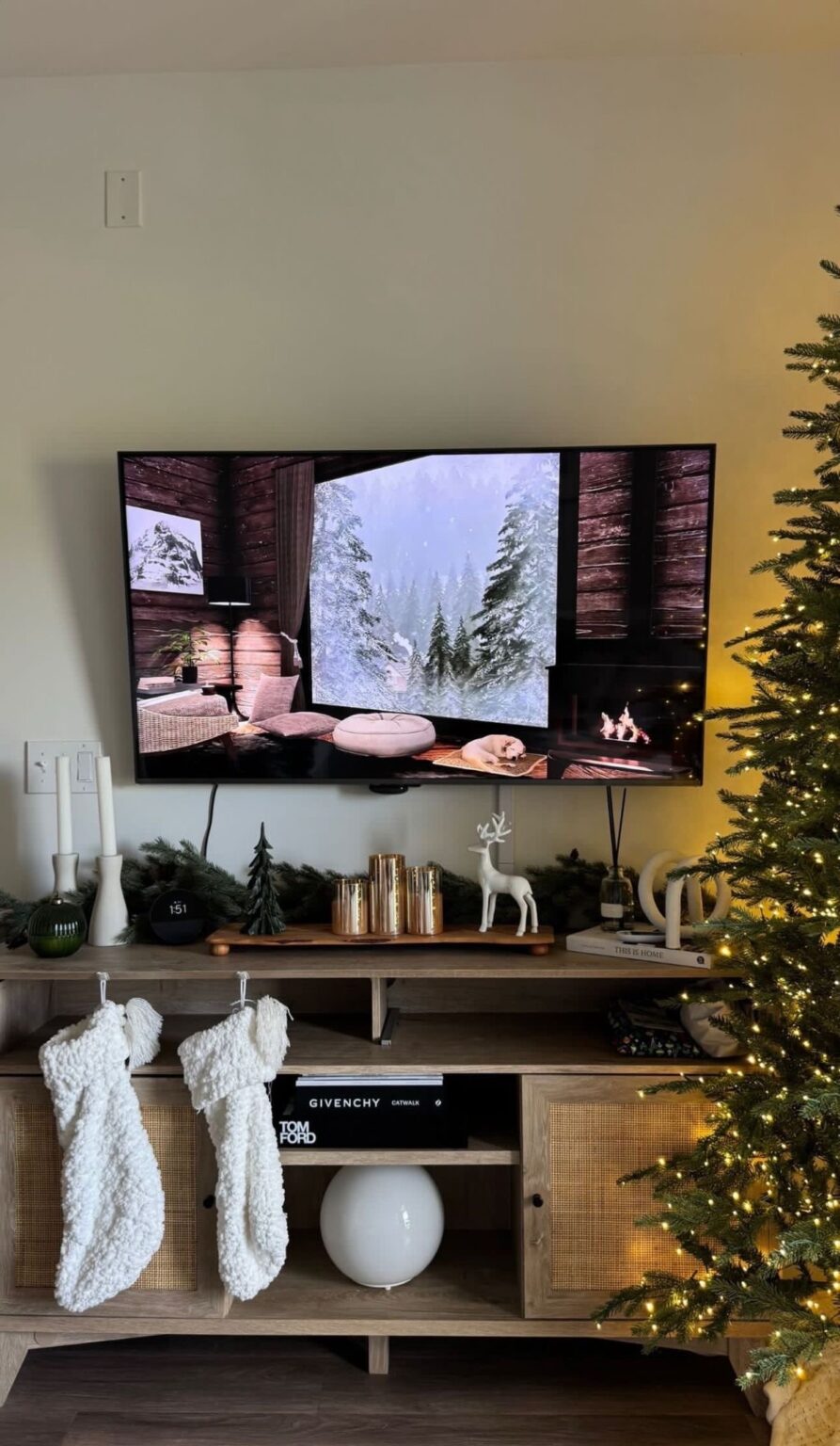 20 Cozy Christmas TV Stand Decor Ideas You'll Love