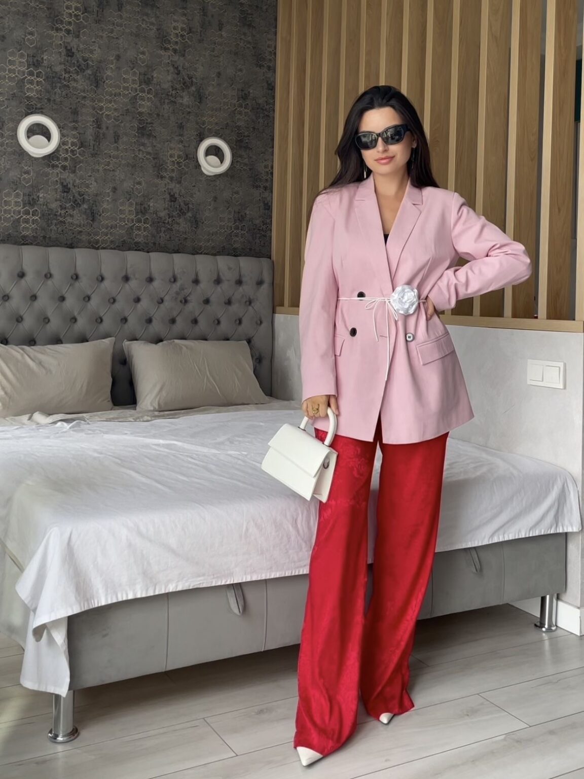 27 Glam & Girly Galentine’s Day Outfit Ideas You'll Love